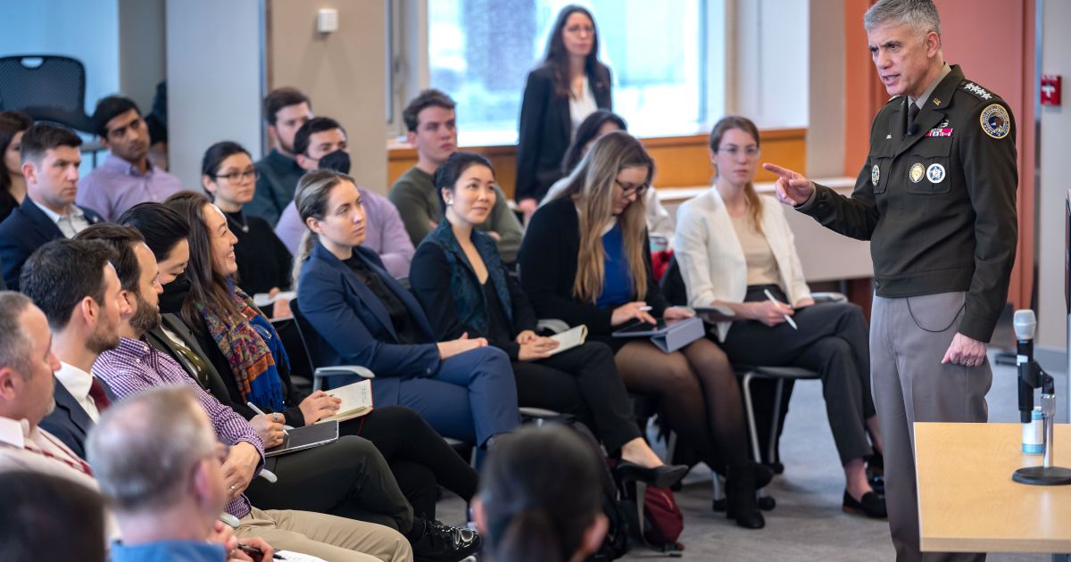 Photo Gallery: CIA, Military Leaders Share Experiences and Offer ...