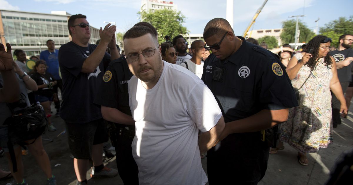 Cry the Divided Country | The Belfer Center for Science and ...