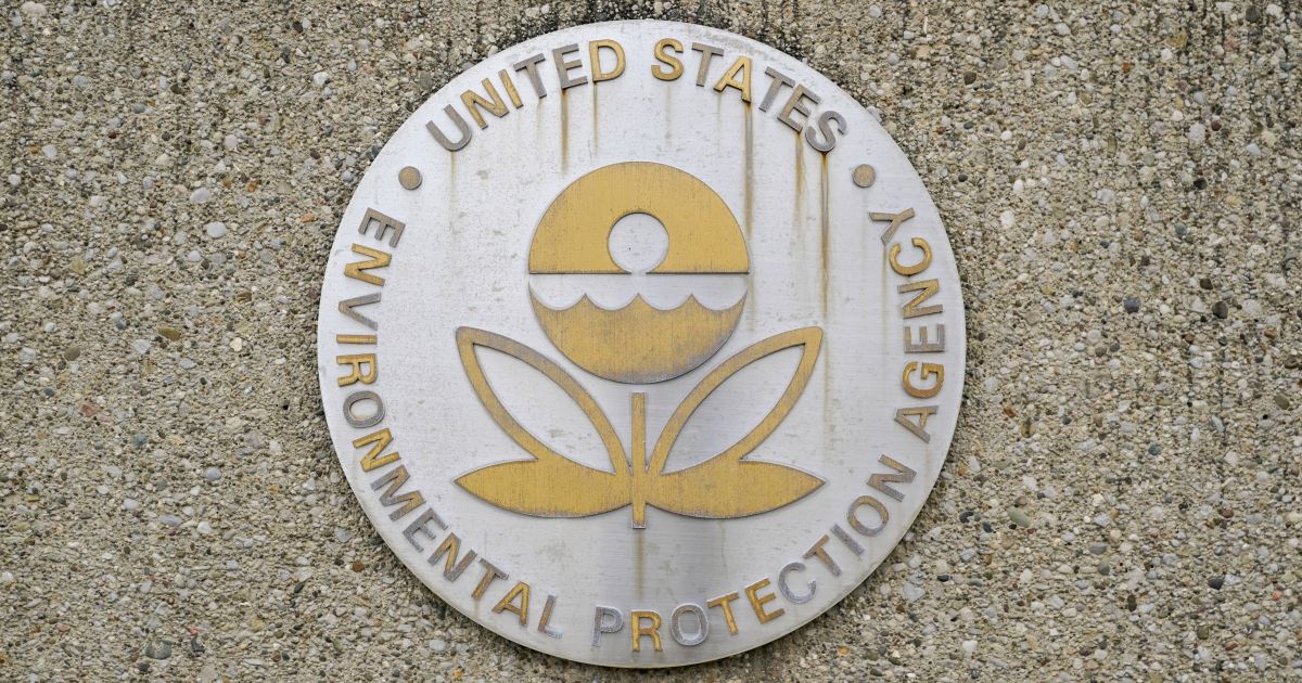 Trump's EPA Announces Rollback of Climate Change Regulations | The ...