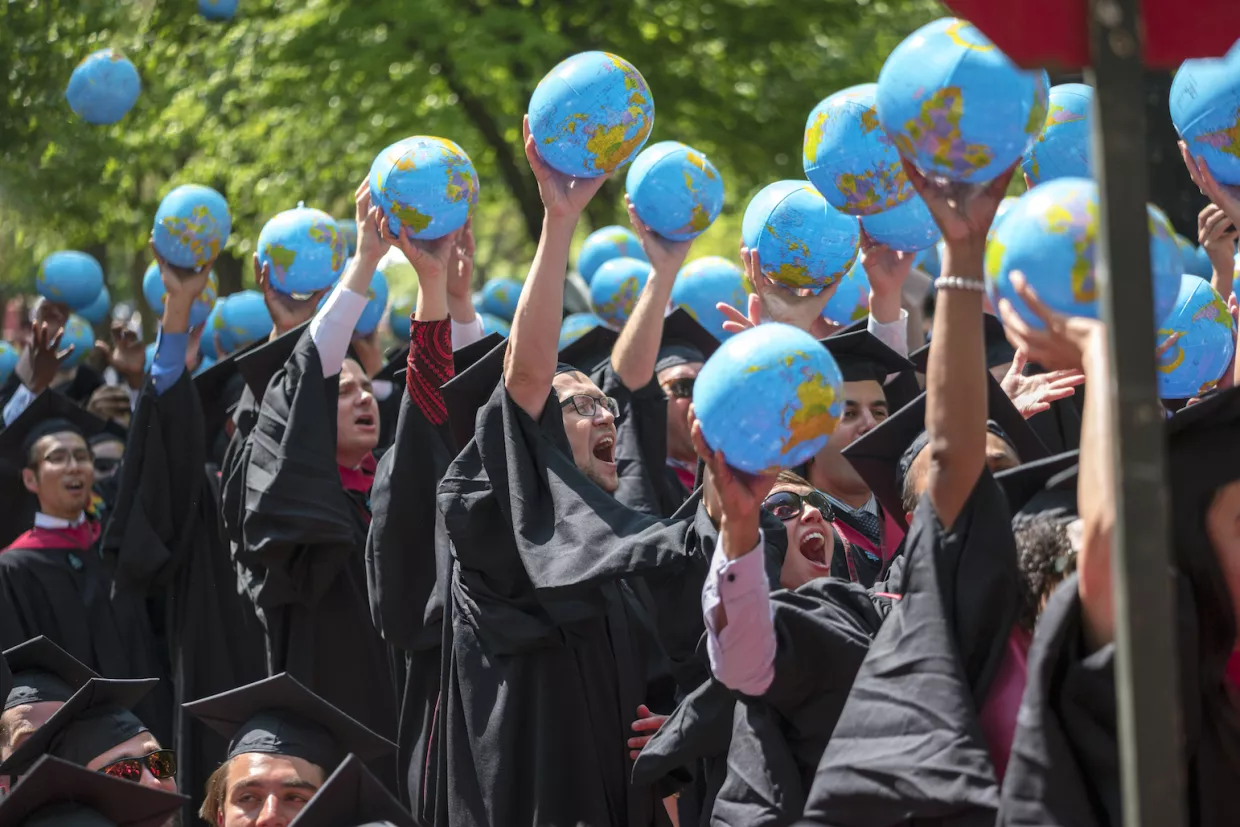 Congratulations, HKS Graduates 2018! | The Belfer Center for Science ...