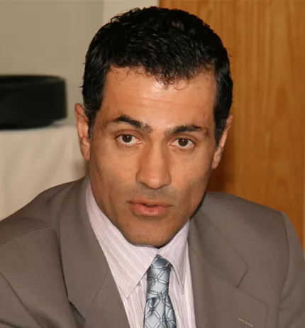 vali nasr